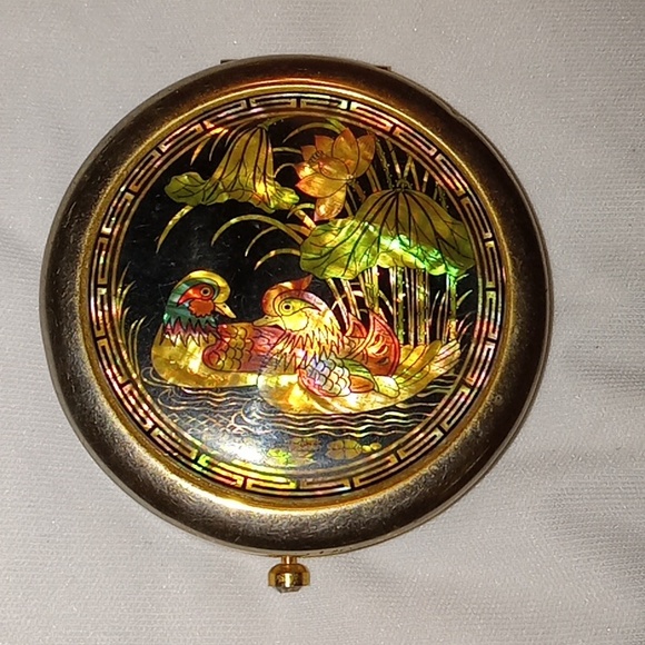 Stratton | Makeup | Vintage Rare Powder Compact | Poshmark